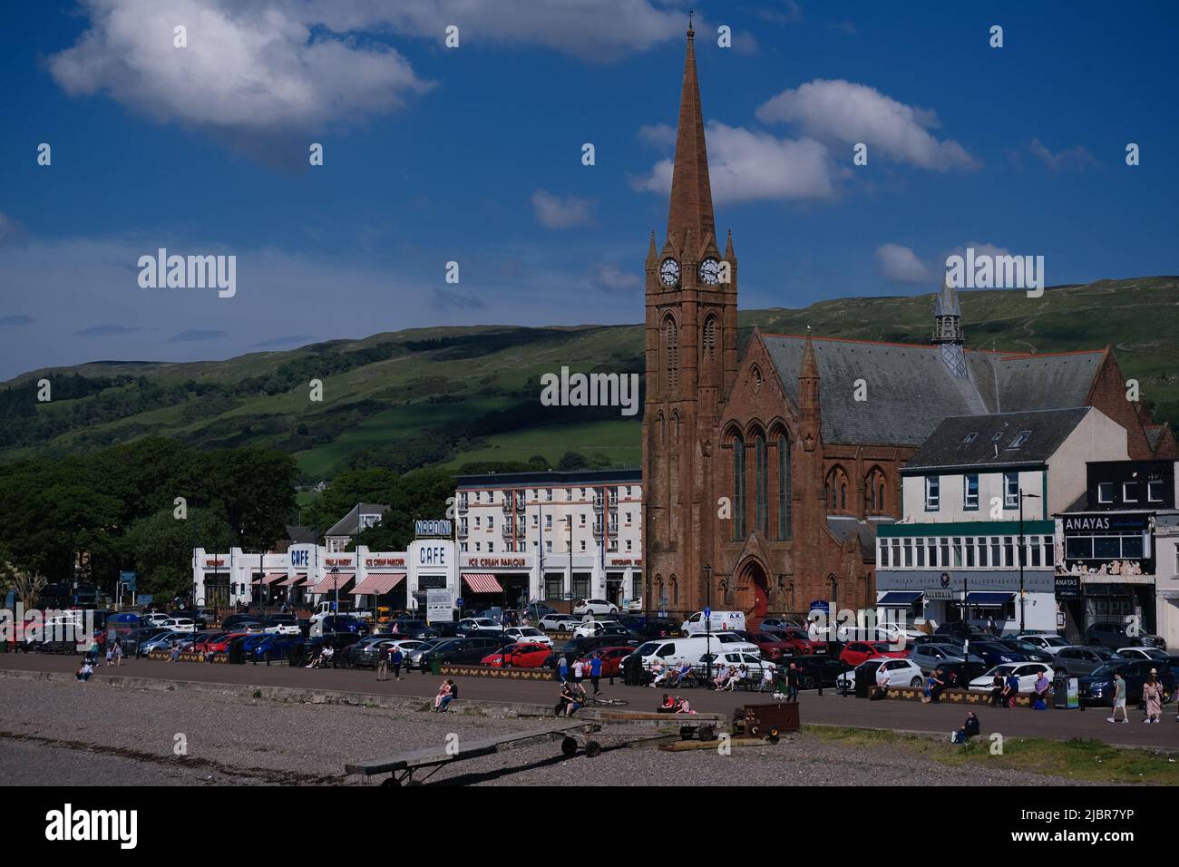 Largs Cathedral, beach, and promenade, Scotland Stock Photo - Alamy
