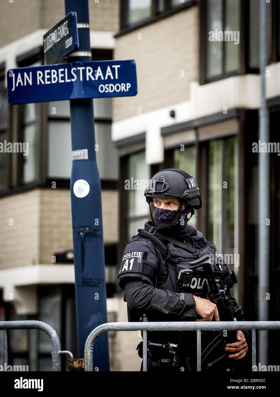 2022-06-08 09:27:34 AMSTERDAM - Security at the court bunker in ...