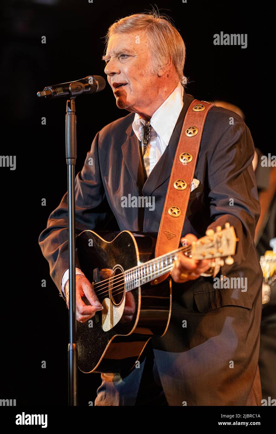 Marty Wilde in concert Stock Photo - Alamy