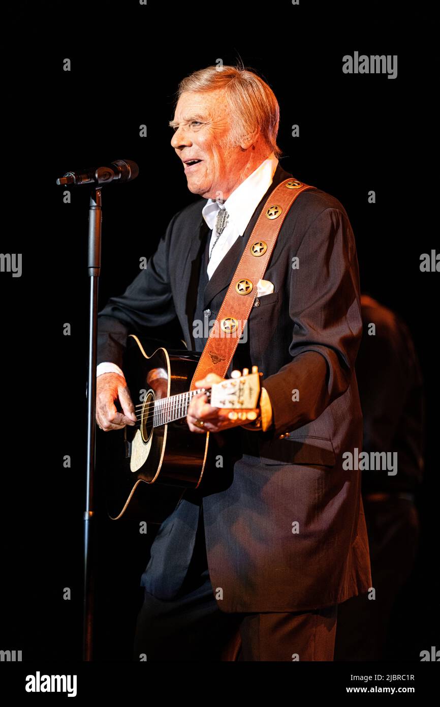 Marty Wilde in concert Stock Photo - Alamy