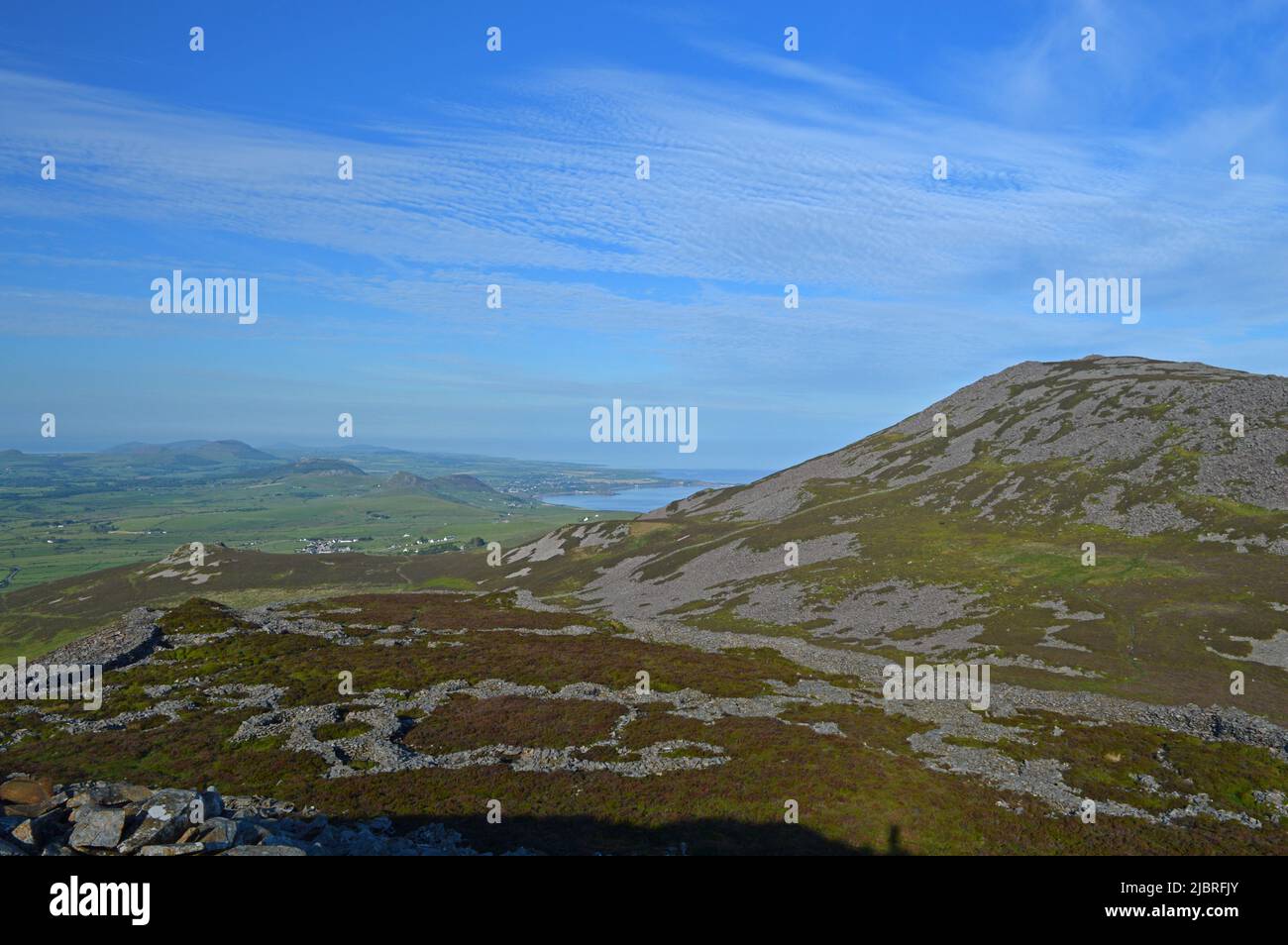Tre'r Ceiri Hillfort near Llithfaen, Llyn Peninsula, Wales Stock Photo ...