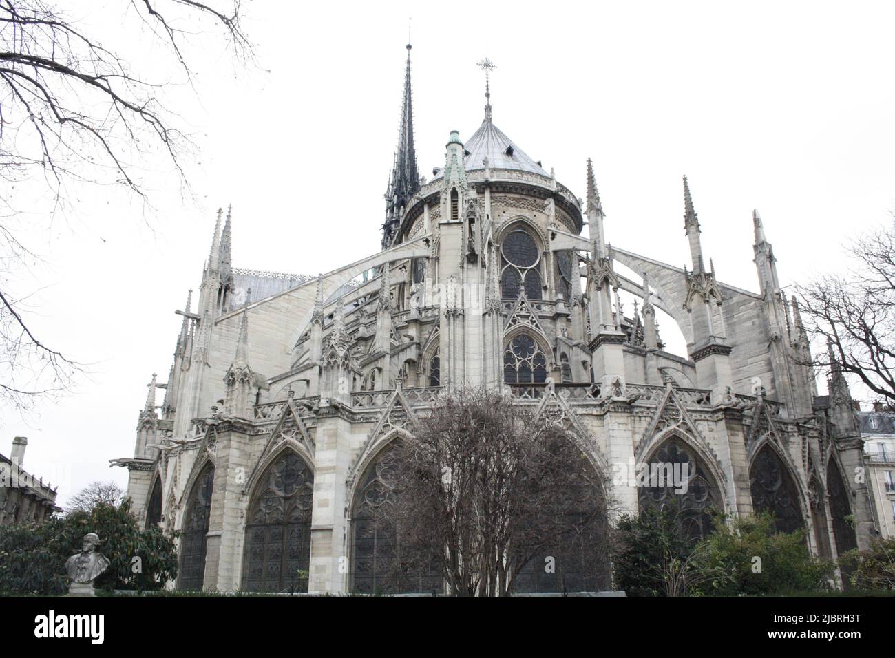 The back of Notre Dame Cathedral Stock Photo - Alamy