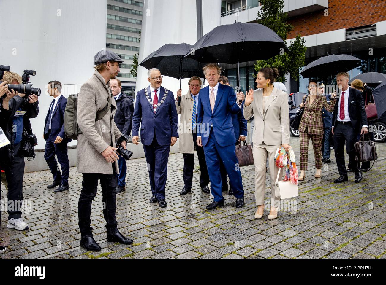 2022-06-08 11:48:12 ROTTERDAM - Crown Princess Victoria of Sweden ...