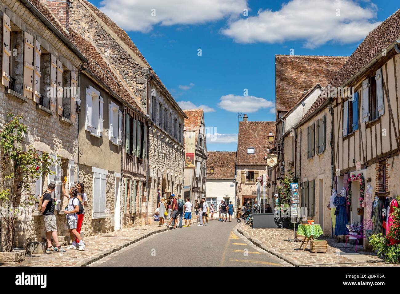 Medieval buildings city provins hi-res stock photography and images - Alamy