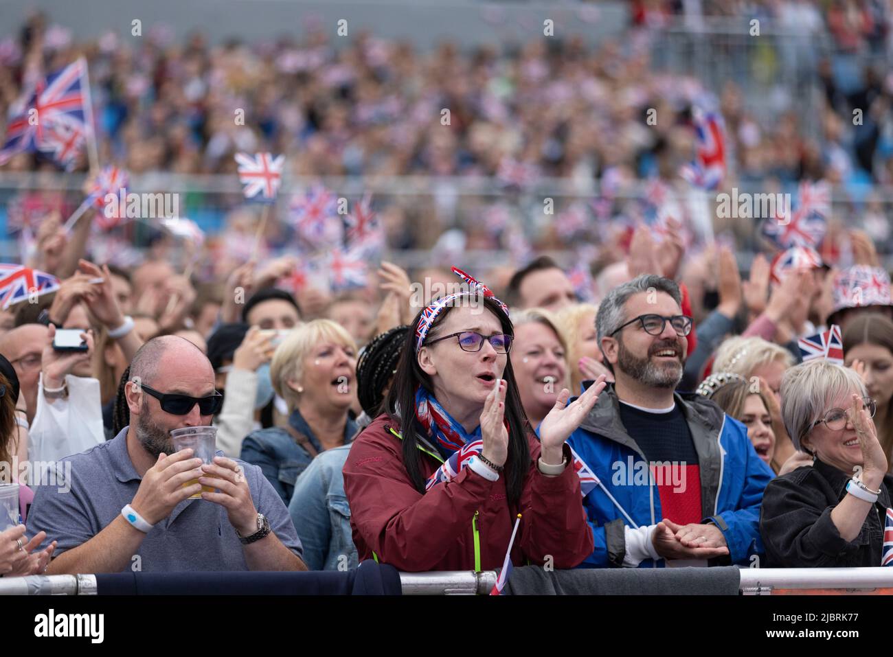Platinum Jubilee Party at The Palace Concert, The Queen 70th Platinum ...
