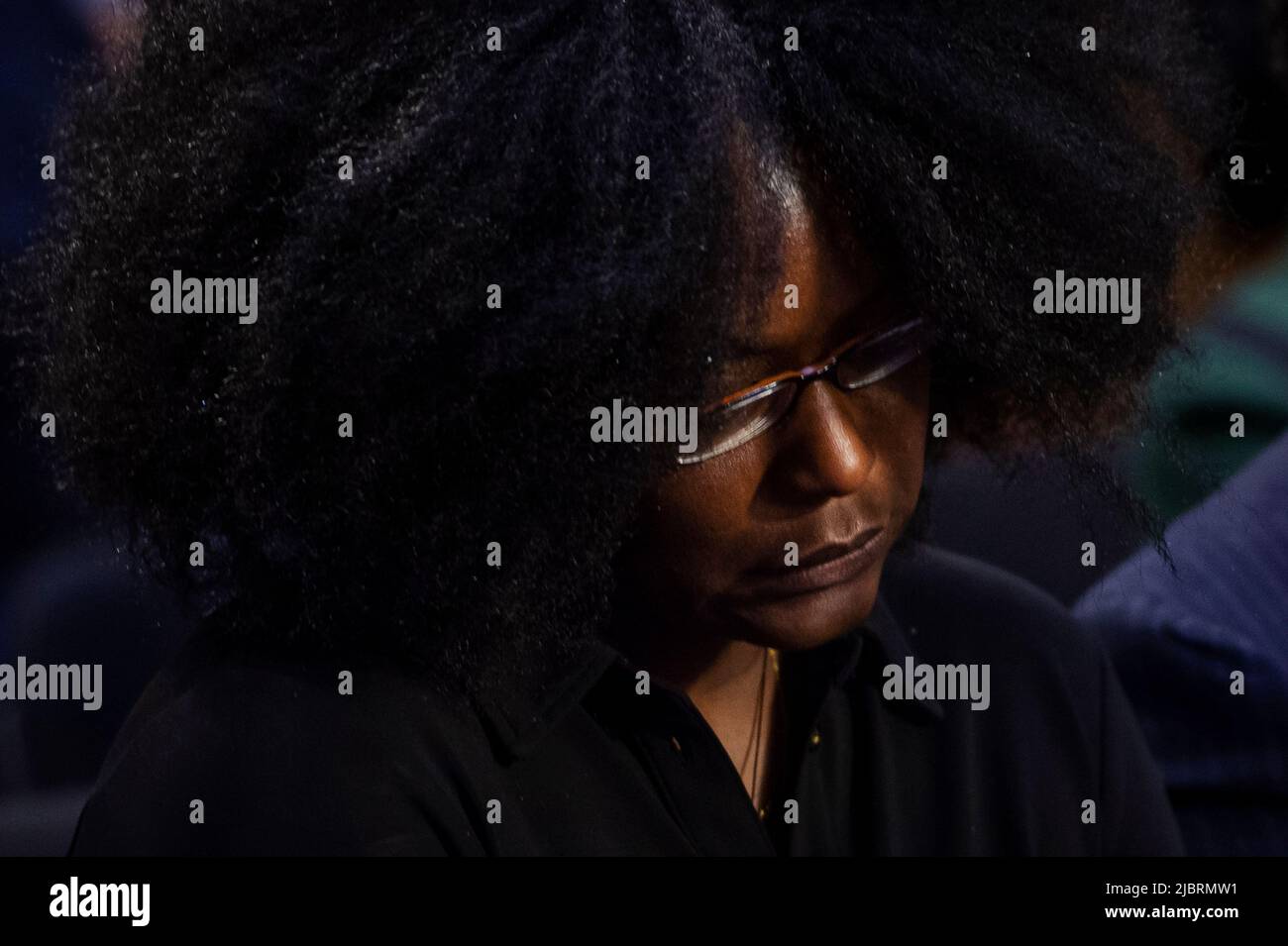 Zeneta Everhart, whose son Zaire Goodman, 20, was shot in the neck ...