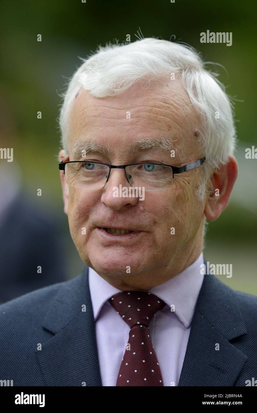 Martin vickers mp hi-res stock photography and images - Alamy