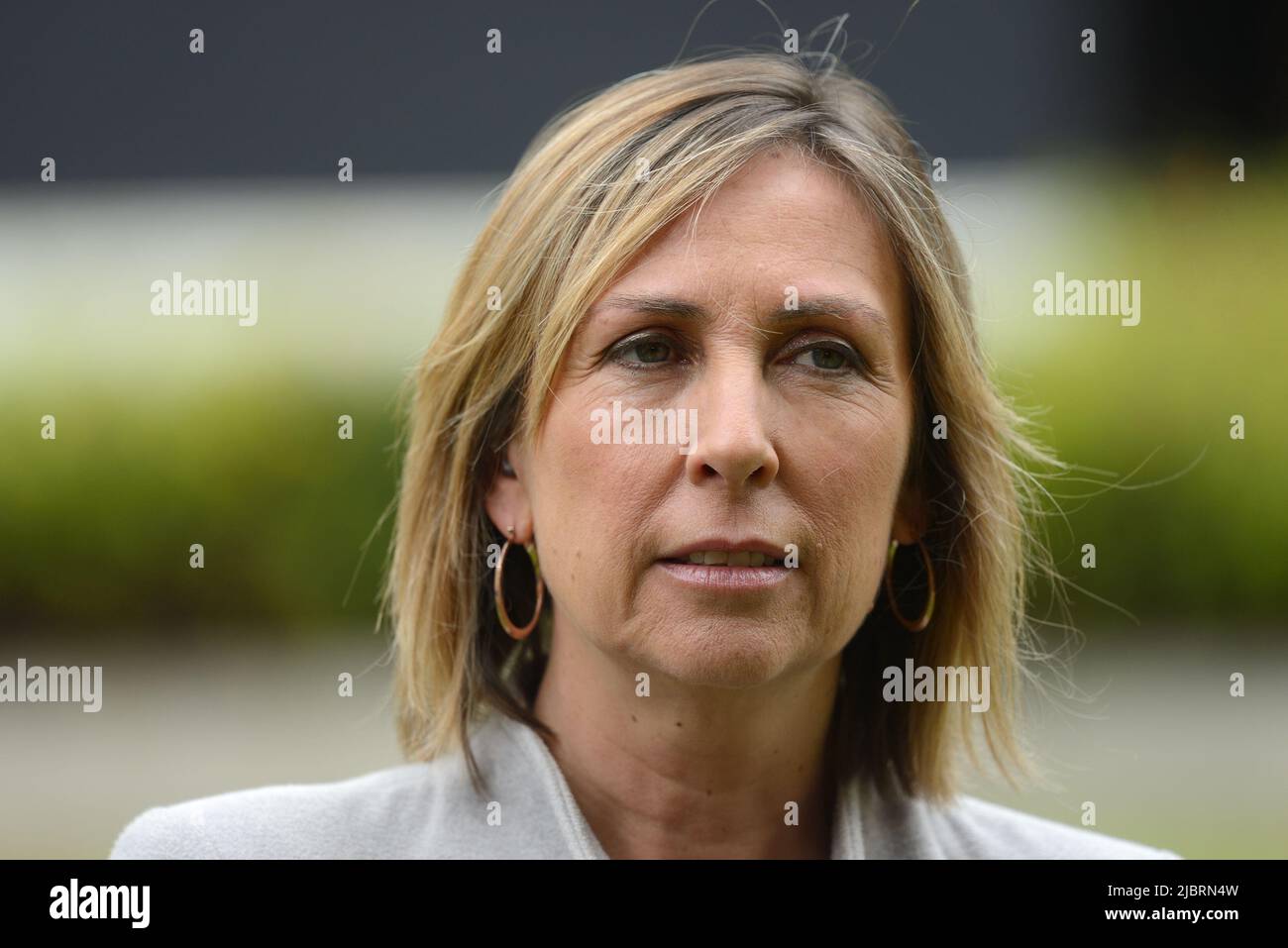 Bbc deputy political editor hi-res stock photography and images - Alamy