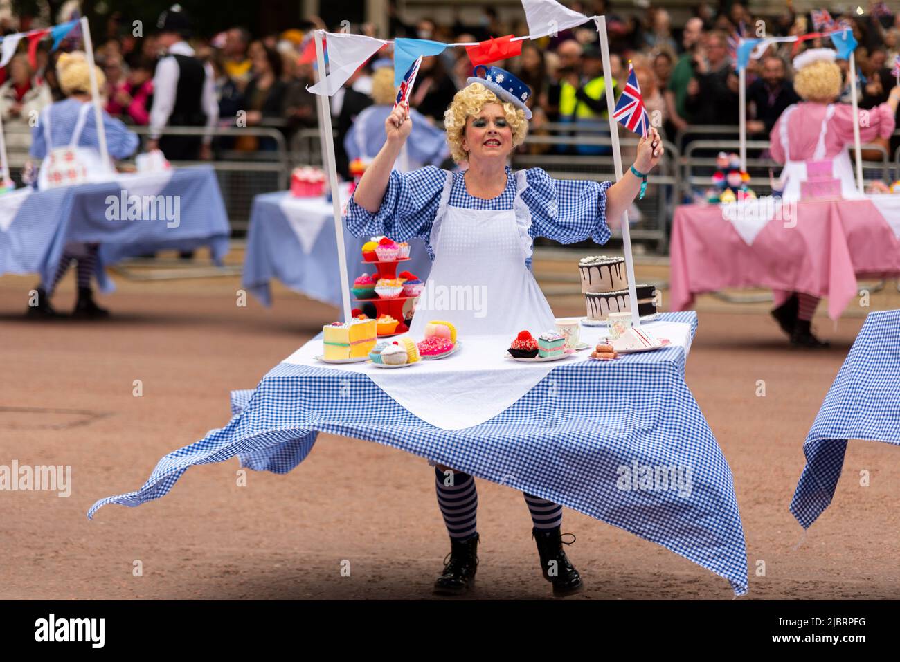 Bridgwater Carnival's Jubilation section of the Queen's Platinum ...