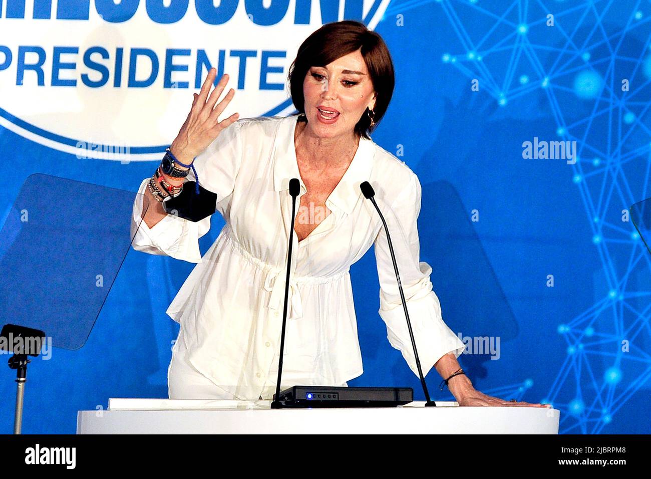 Anna maria bernini hi-res stock photography and images - Alamy