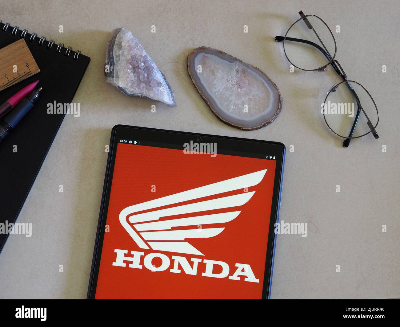 Honda motor co logo hi-res stock photography and images - Alamy