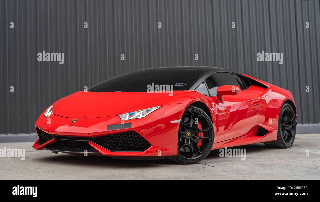 Beautiful Lamborghini Huracan in Red showcased behind garage Stock ...