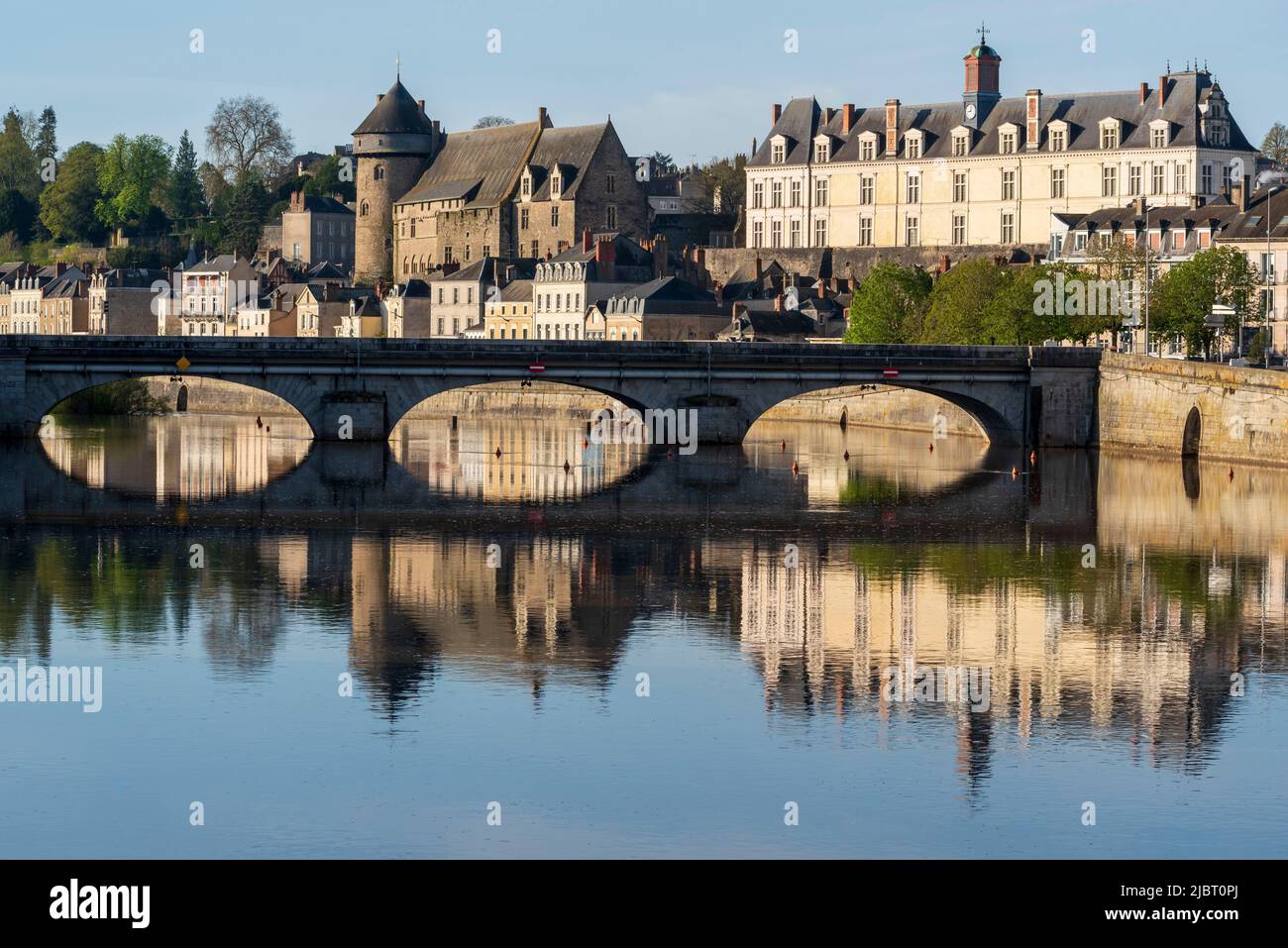France, Mayenne, Laval, the banks of Mayenne river, the medieval Old ...