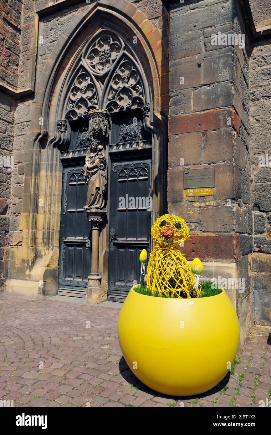France, Haut Rhin, Colmar, Place des Dominicains, Dominicains church ...