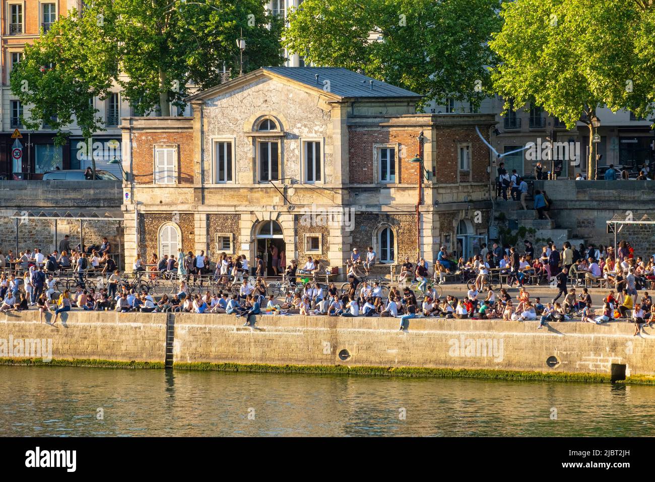 France, Paris, area listed as World Heritage by UNESCO, Parc des Rives ...