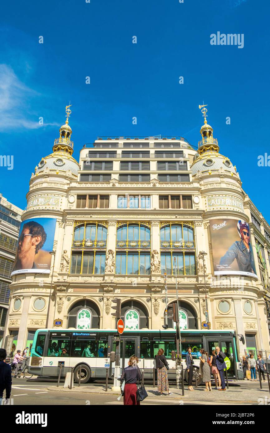 France, Paris, the Printemps department store Stock Photo - Alamy