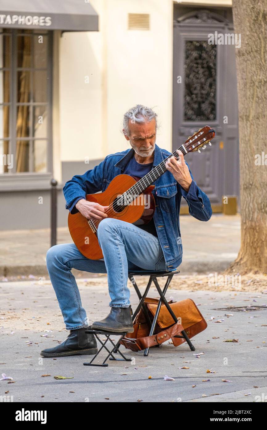 Place de furstemberg hi-res stock photography and images - Alamy