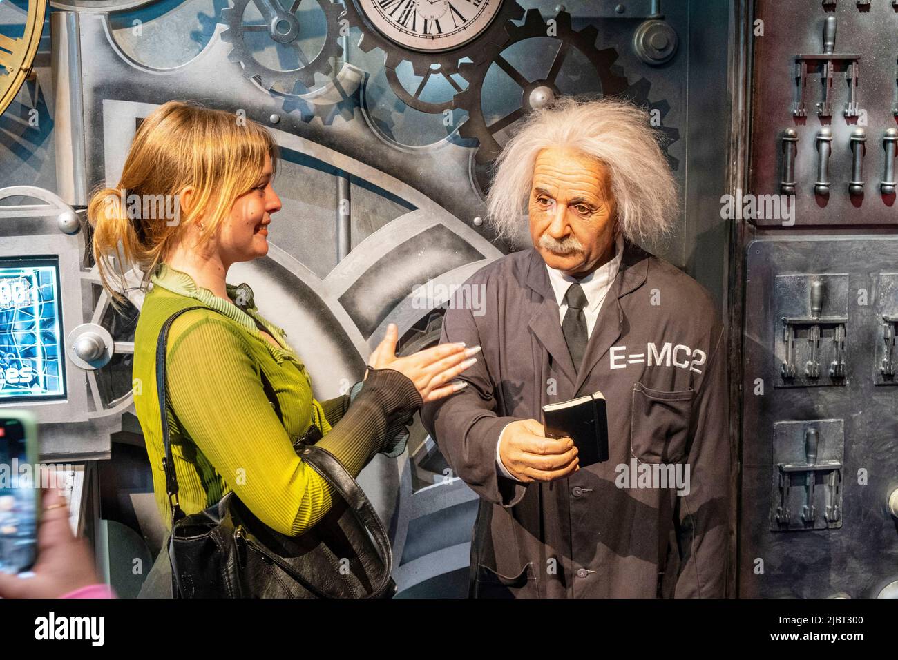 Albert einstein sculpture museum hi-res stock photography and images ...