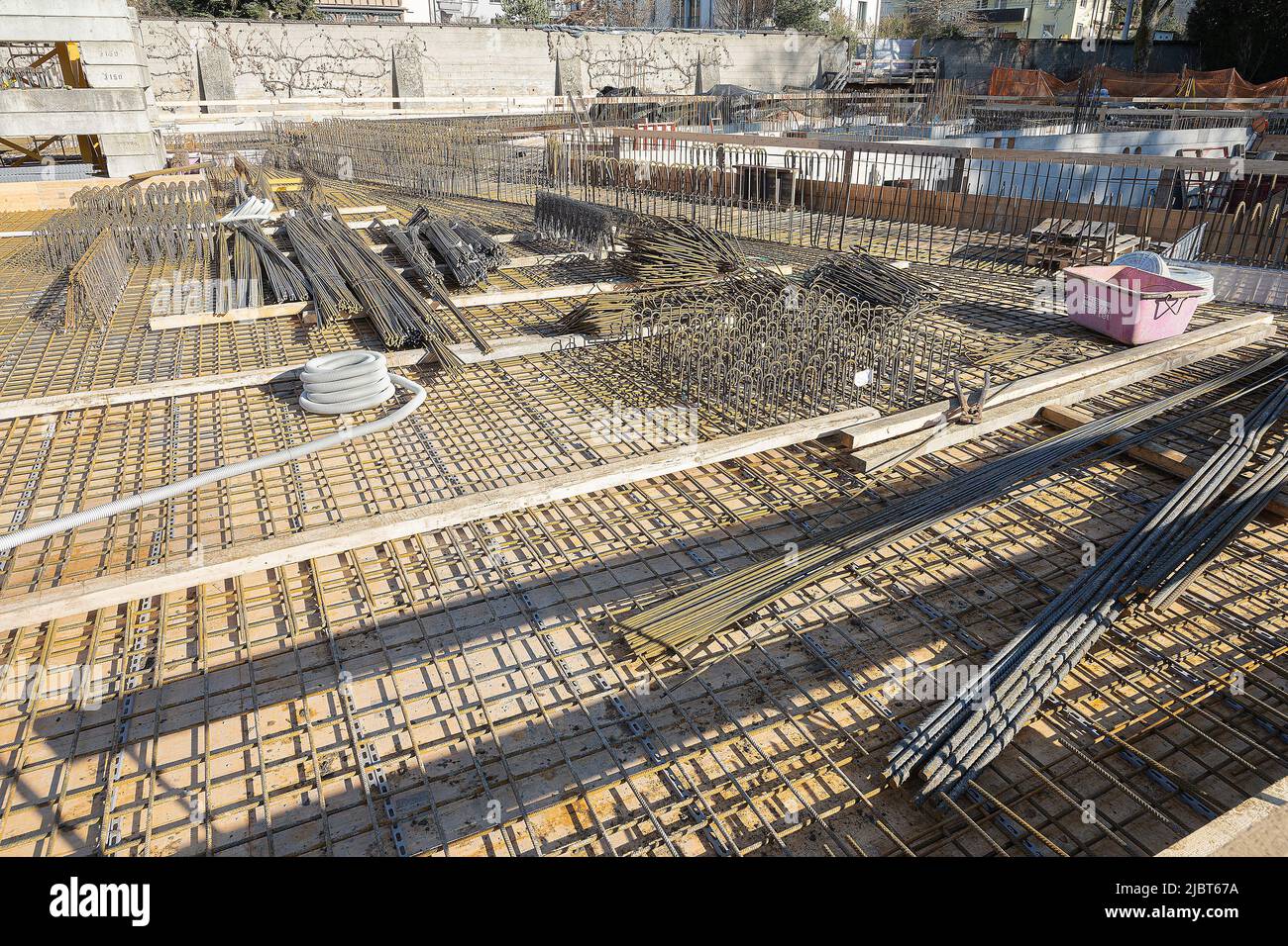 Iron reinforcement of a construction site for a block of flats, Lucerne ...