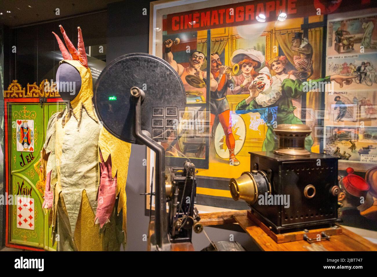 Cinematheque france hi-res stock photography and images - Alamy
