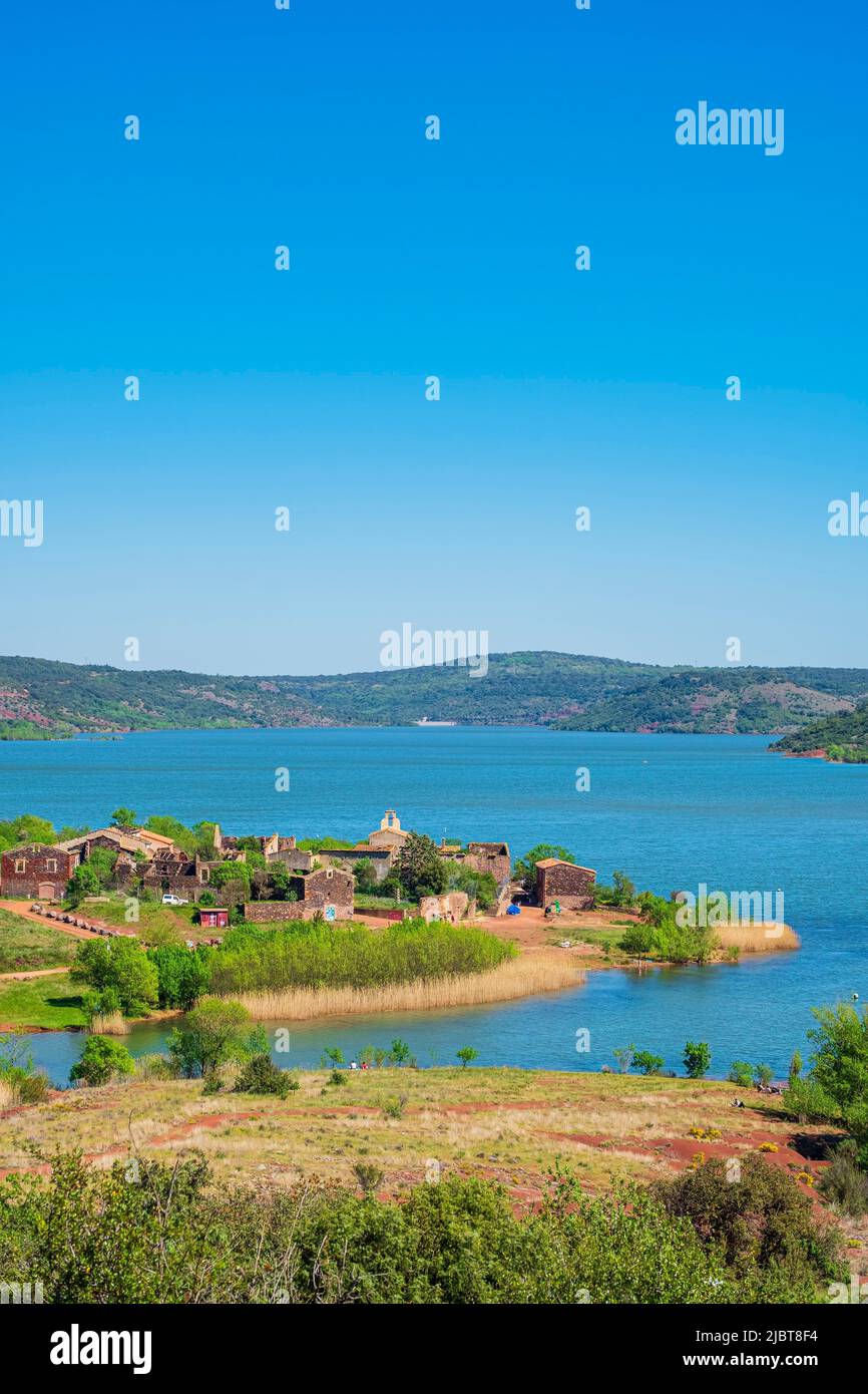 France, Herault, Celles, little village on the banks of Salagou lake ...