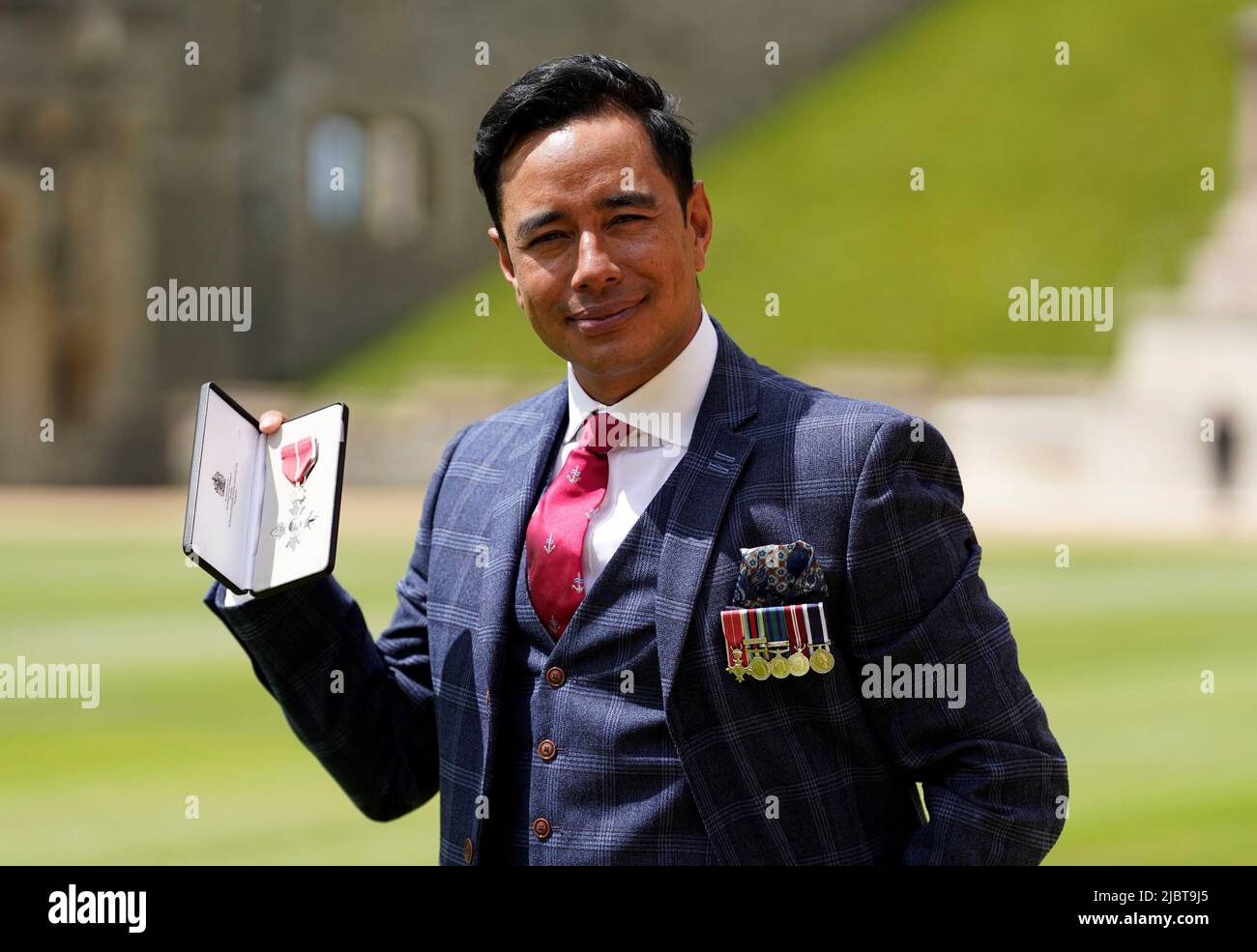 Member of the most excellent order of the british empire hi-res stock ...