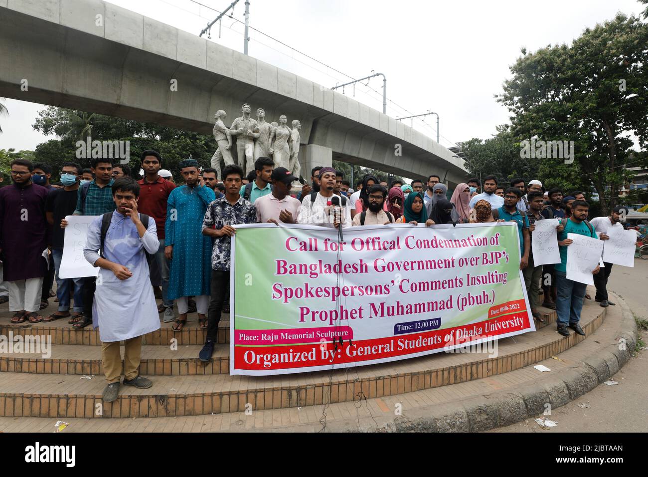 Dhaka, Bangladesh - June 08, 2022: General students of Dhaka University ...
