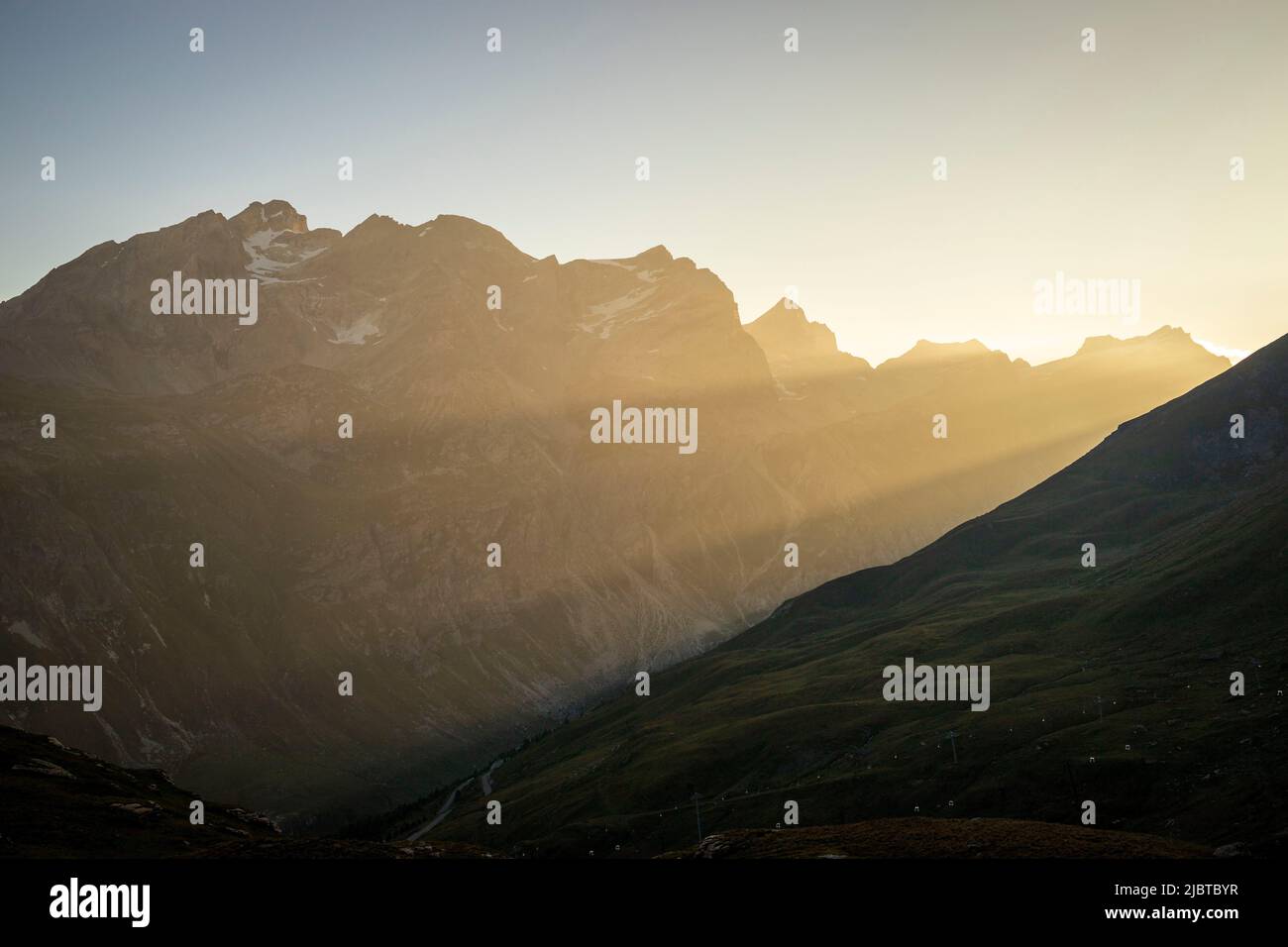 Sunbeam border hi-res stock photography and images - Alamy