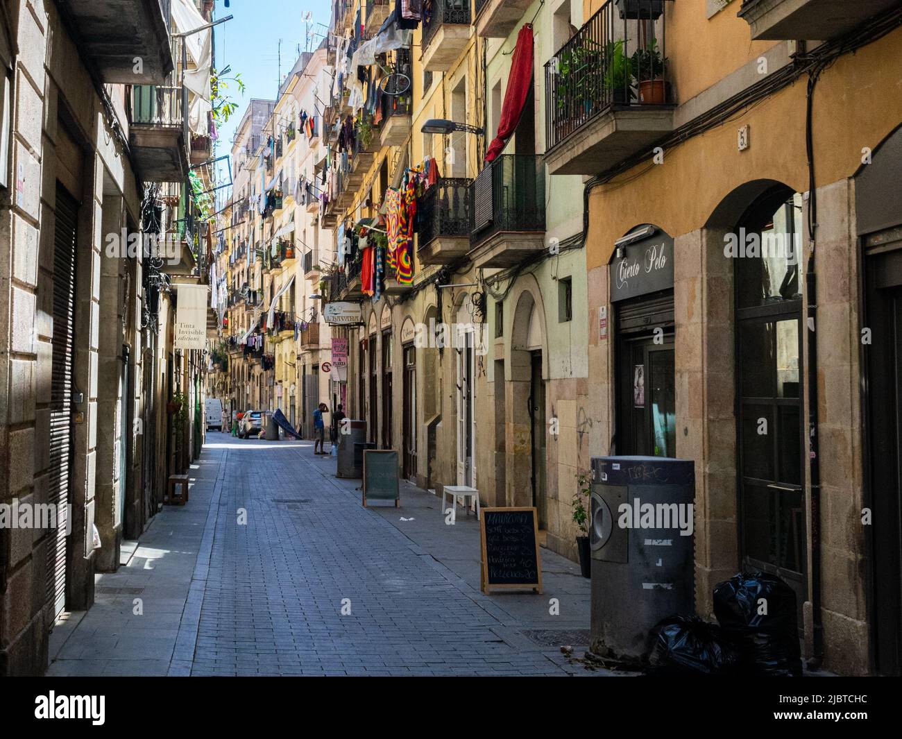 Colorful streets at El Raval, Barcelona Stock Photo - Alamy