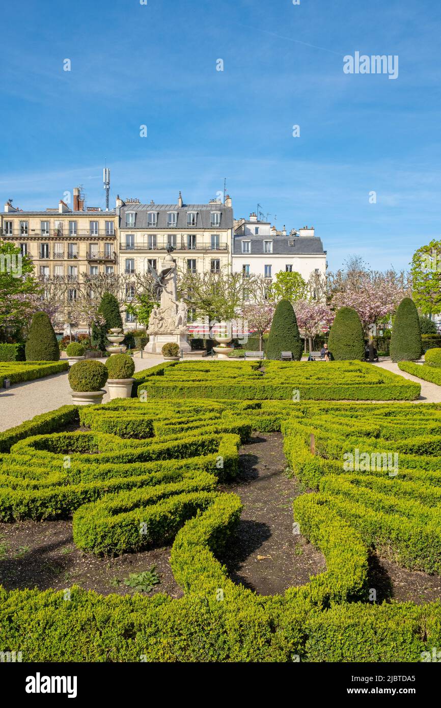 France, Val de Marne, Saint Mande, Place Charles Digeon Stock Photo - Alamy