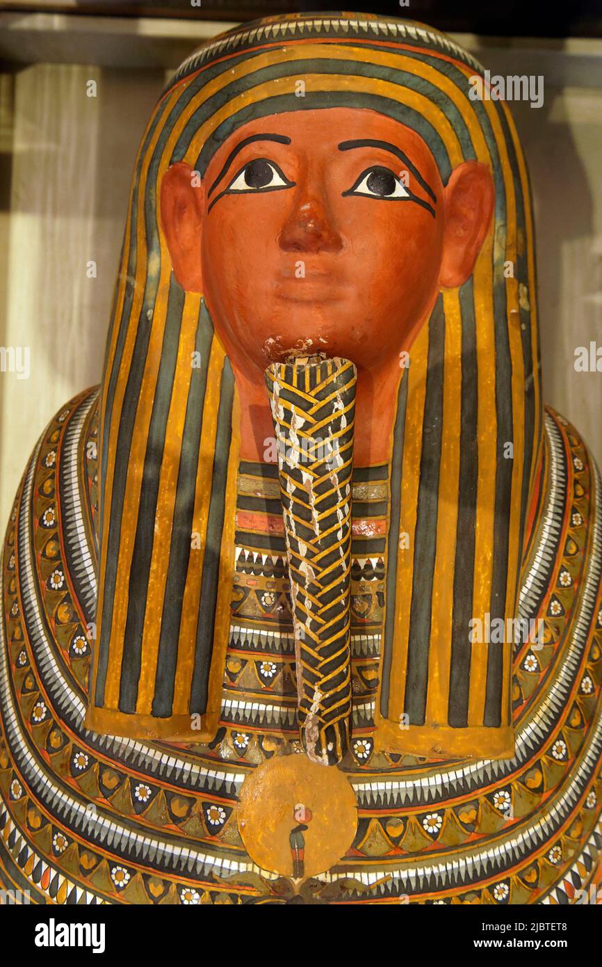 Detail of statue at egyptian museum cairo hi-res stock photography and images - Alamy