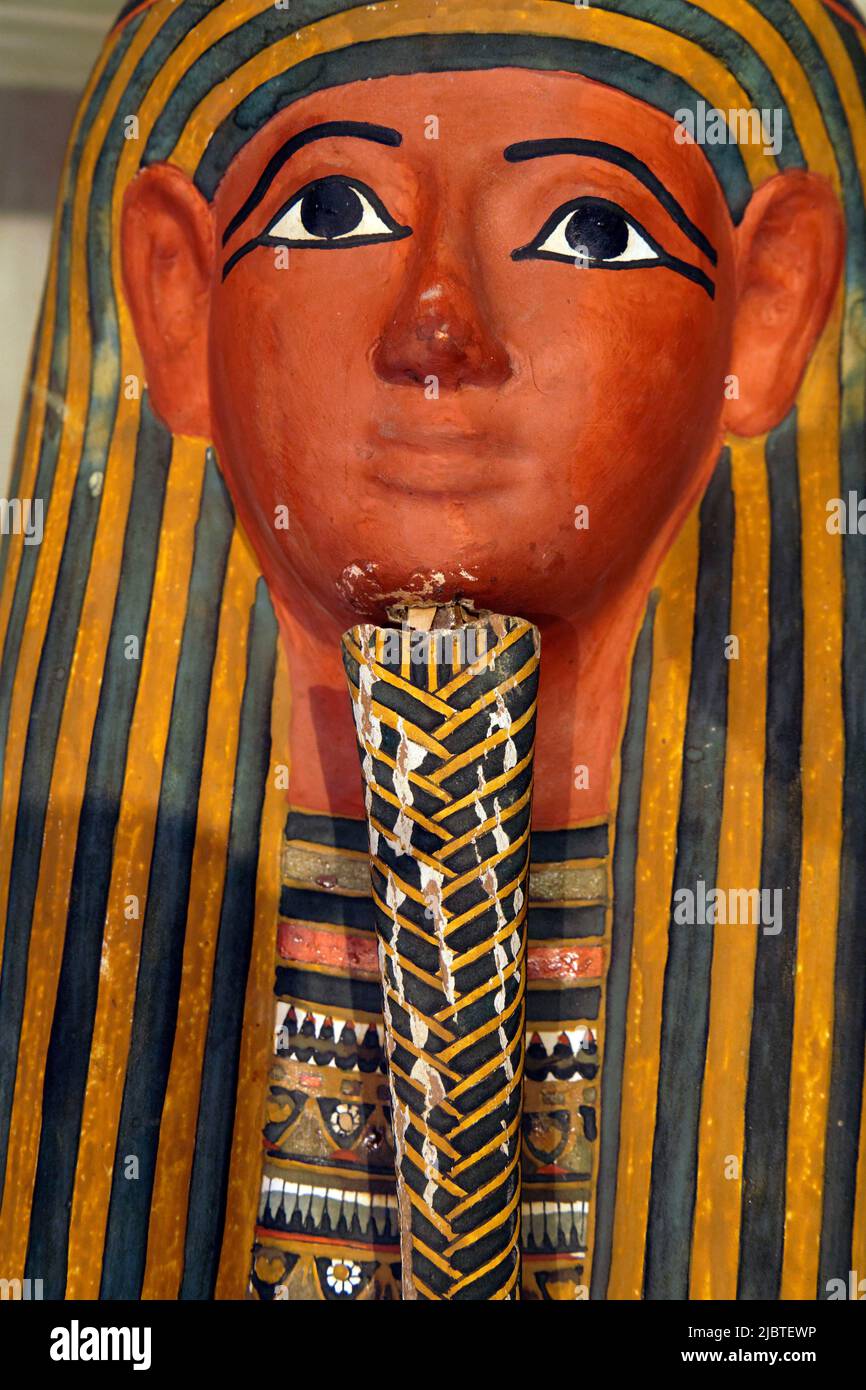 Detail of statue at egyptian museum cairo hi-res stock photography and images - Alamy