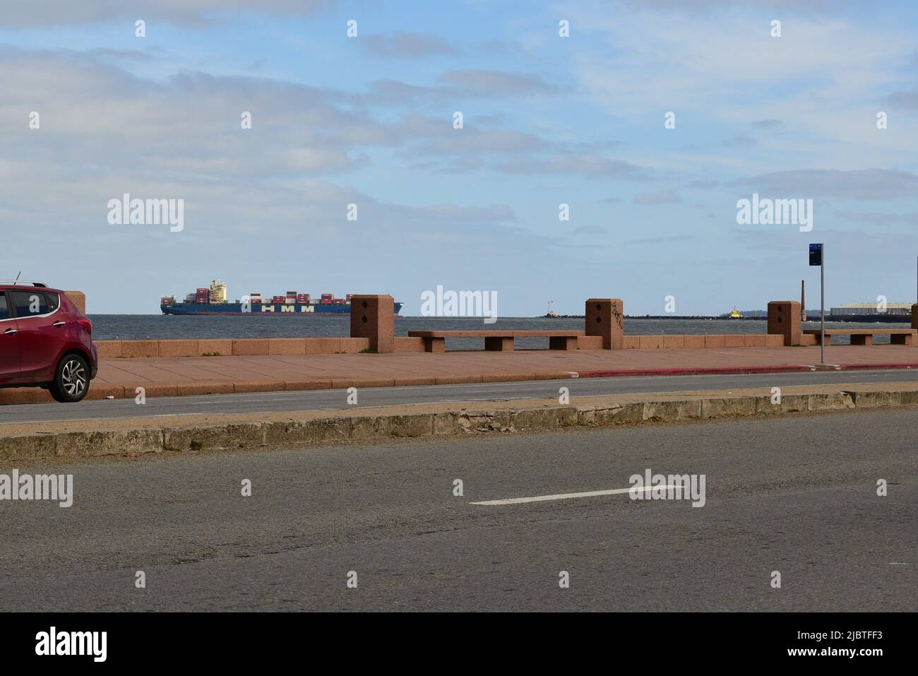 Montevideo port container ship hi-res stock photography and images - Alamy