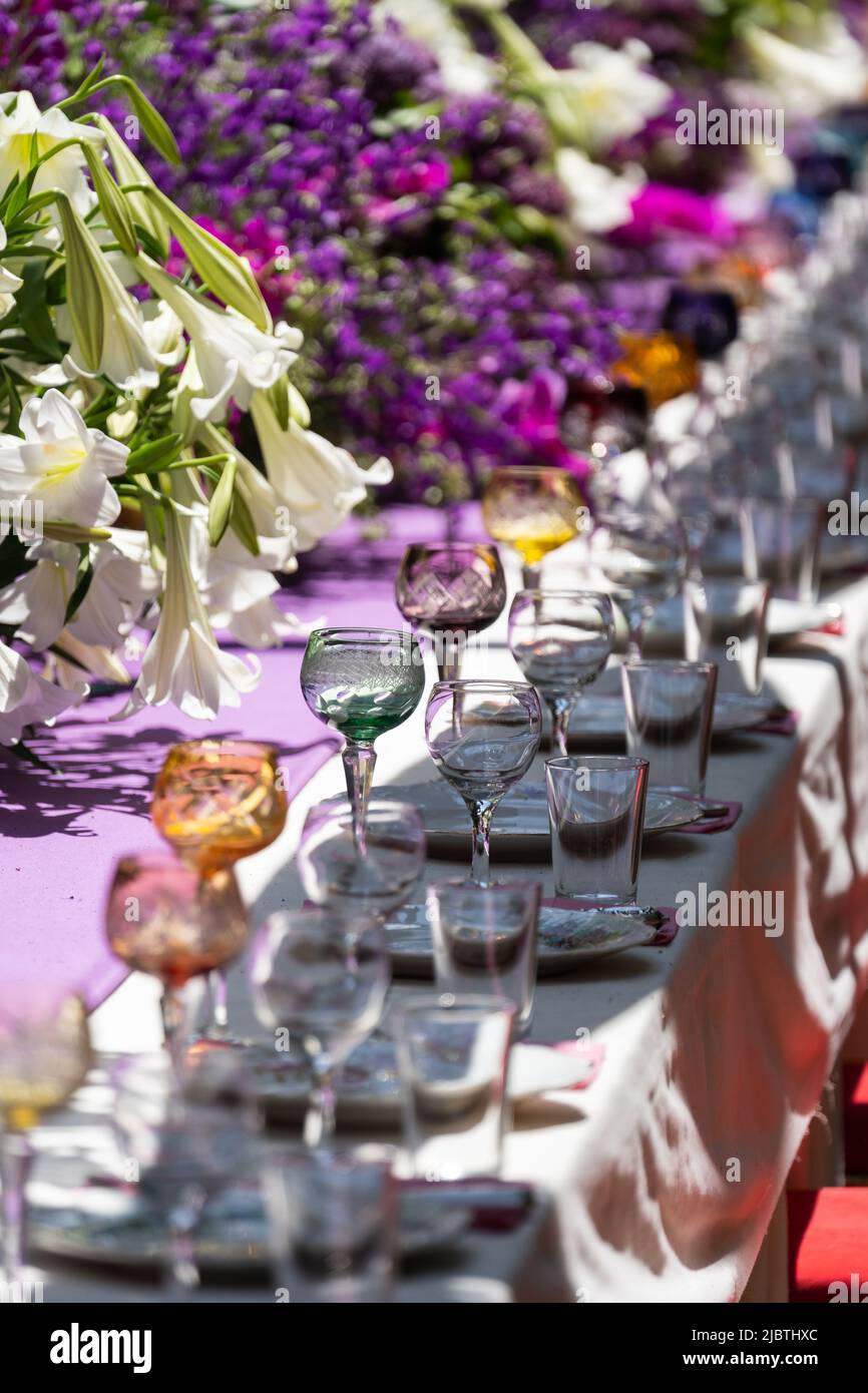 Wedding empty table hi-res stock photography and images - Alamy