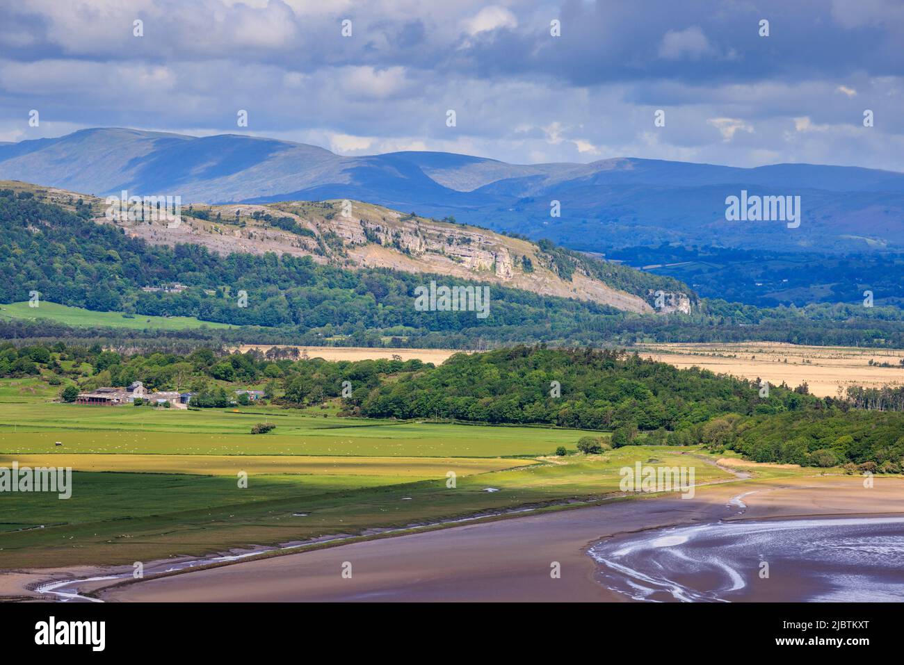 Whitbarrow scar hi-res stock photography and images - Alamy
