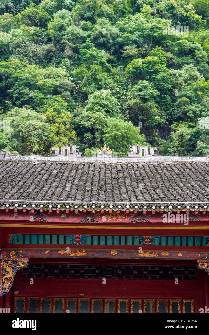 Ancient buildings with tile roofs in Yangshuo County, Guilin, Guangxi ...