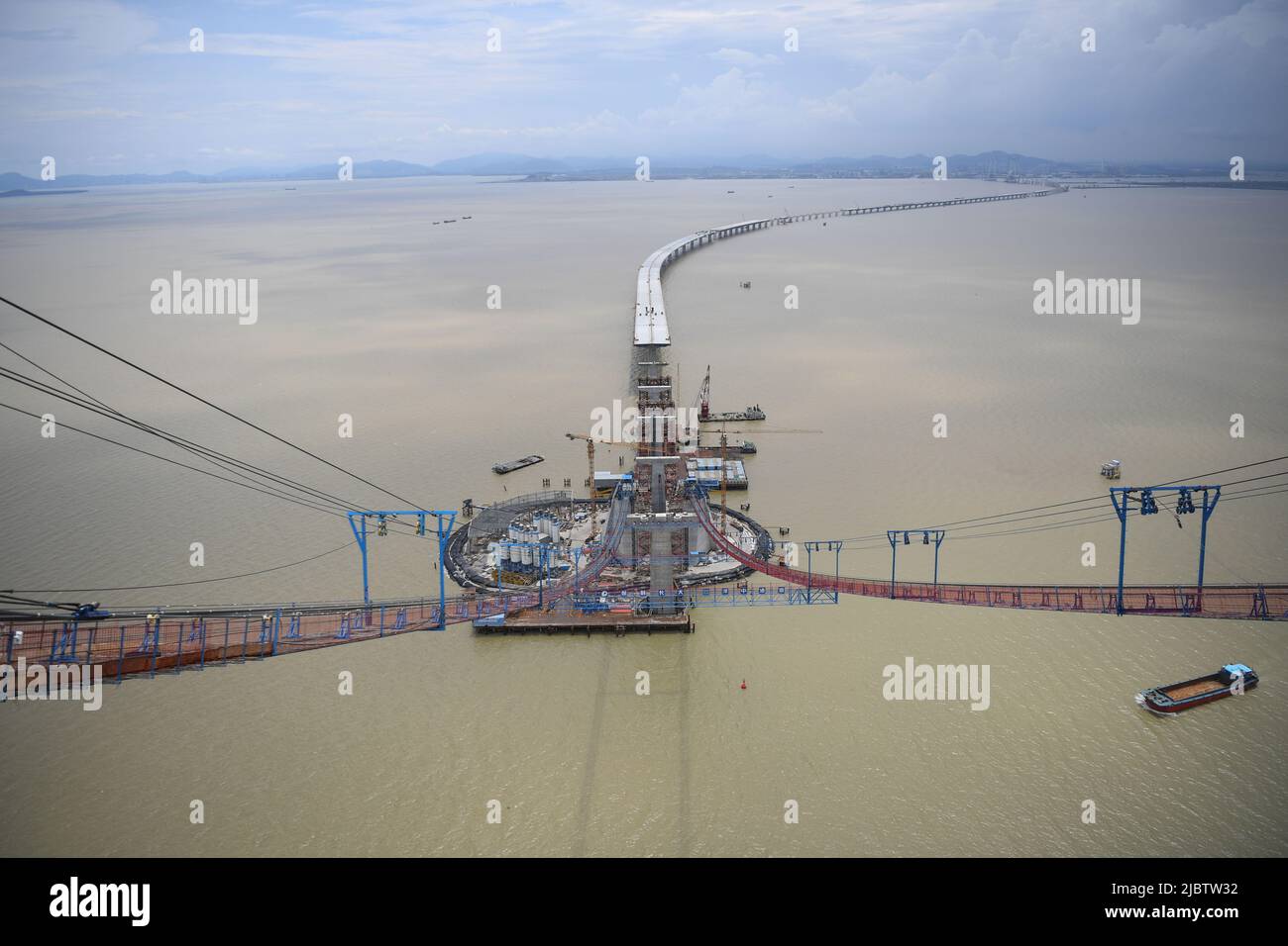 (220608) -- ZHONGSHAN, June 8, 2022 (Xinhua) -- Photo taken on June 7 ...