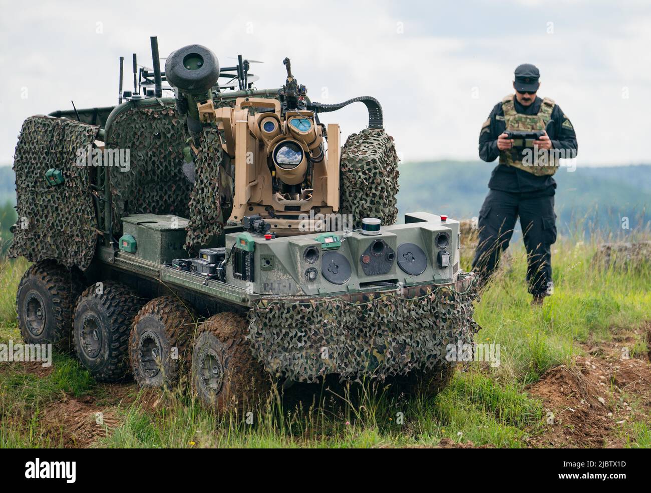 Hohenfels, Germany. 08th June, 2022. An operator controls the US Army's ...