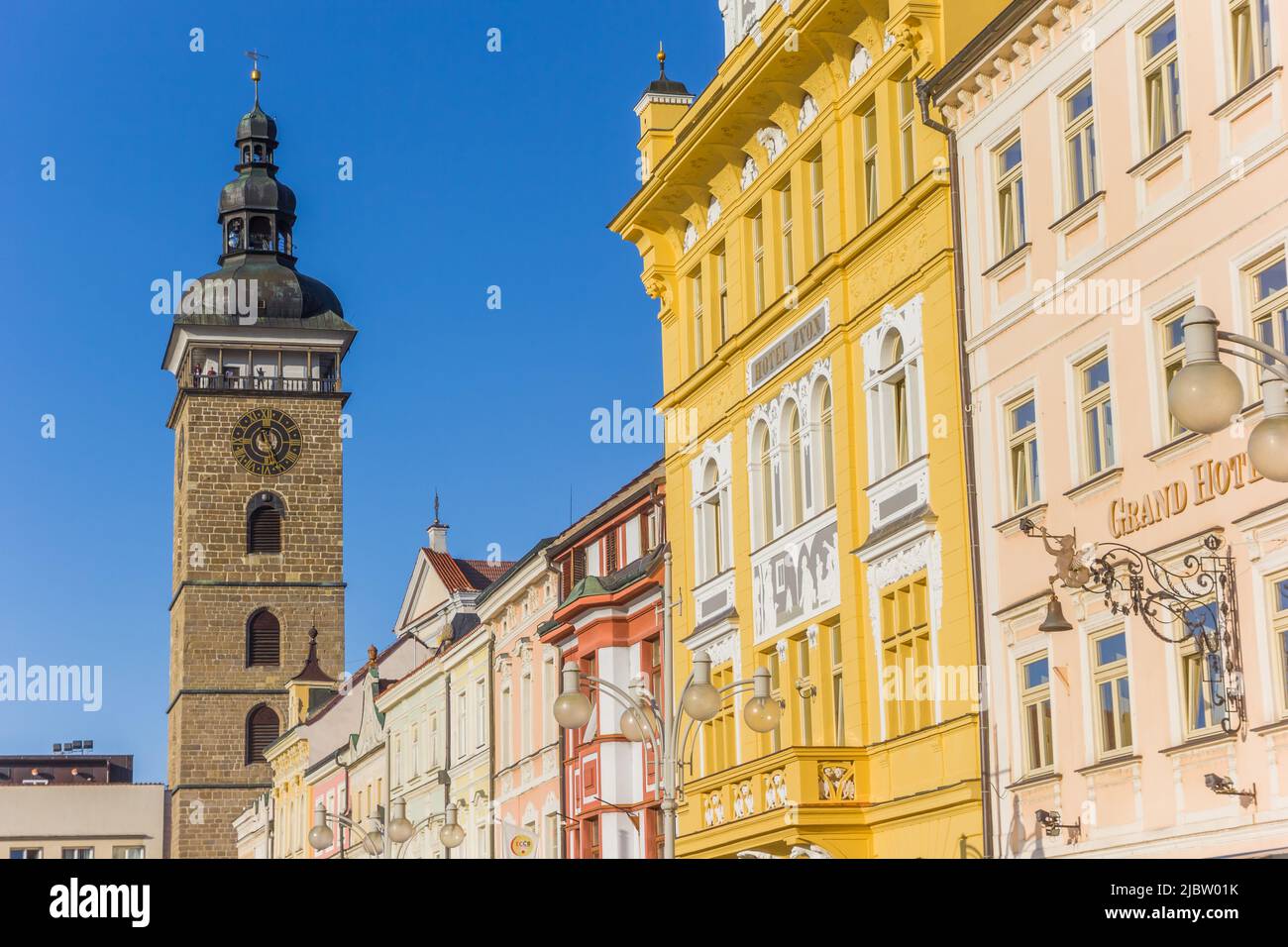 Facades historic buildings black hi-res stock photography and images ...