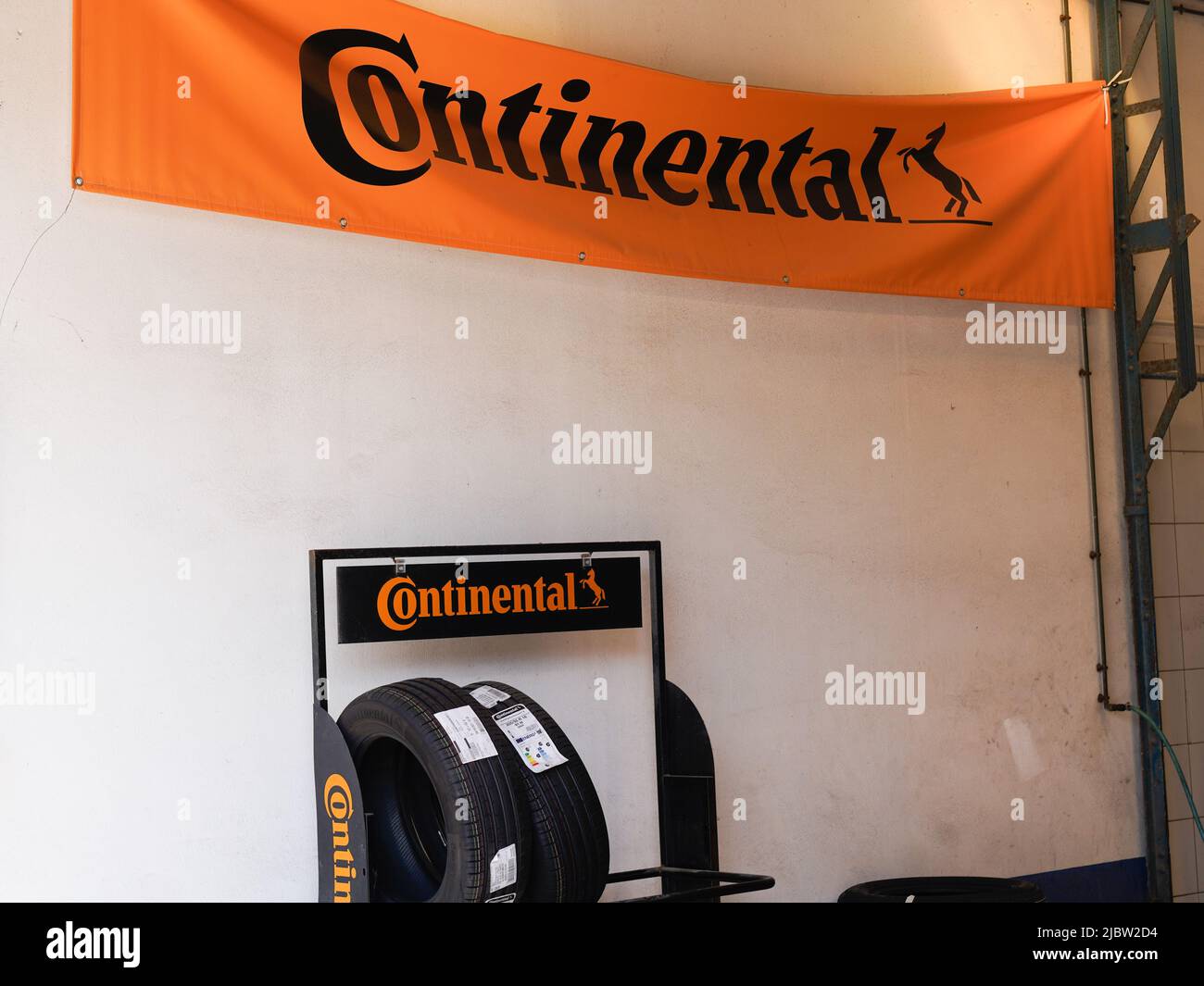 Continental Horse Logo
