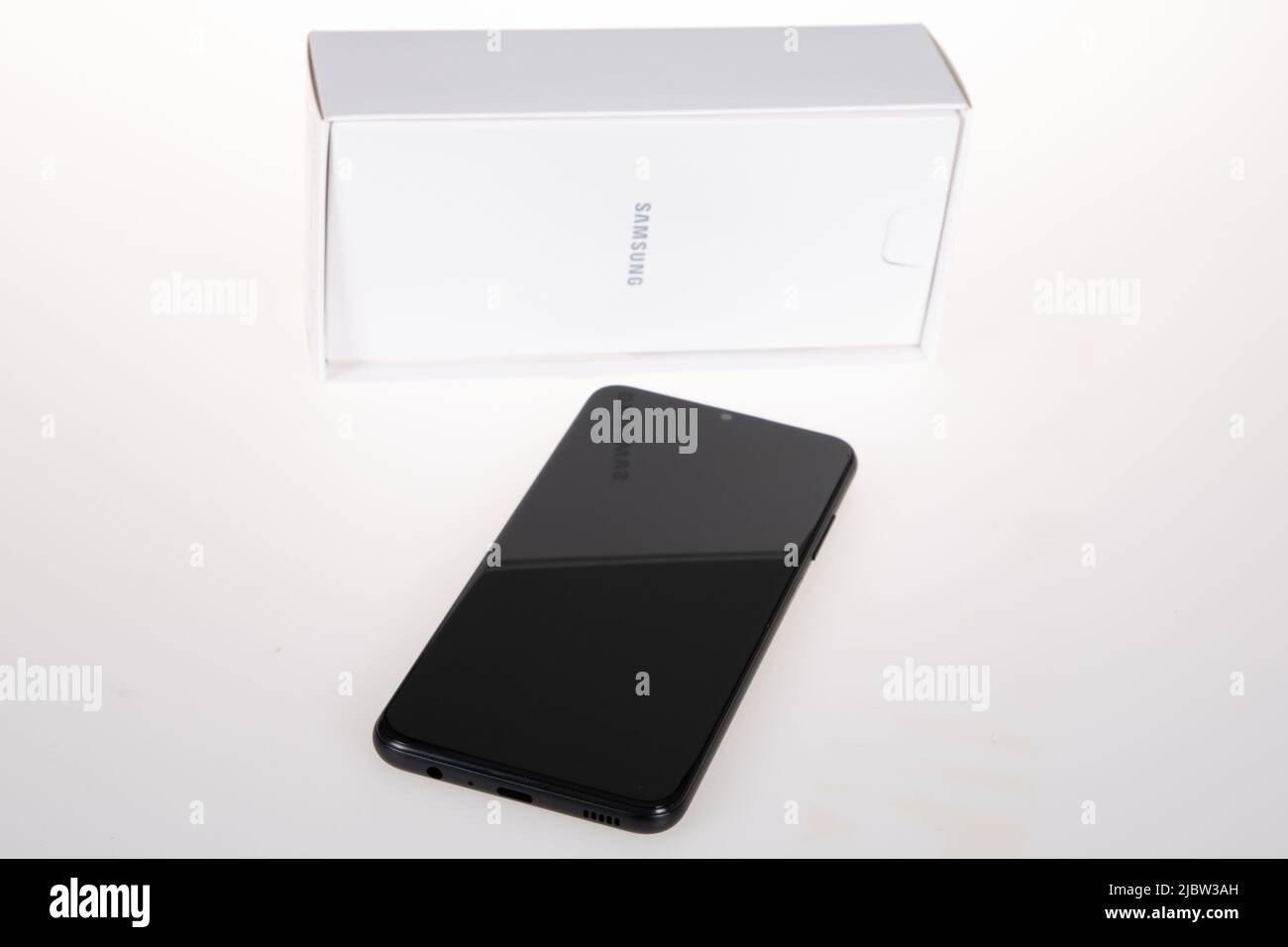 samsung, modern, phone, new, smartphone, logo, brand, text, sign, open ...