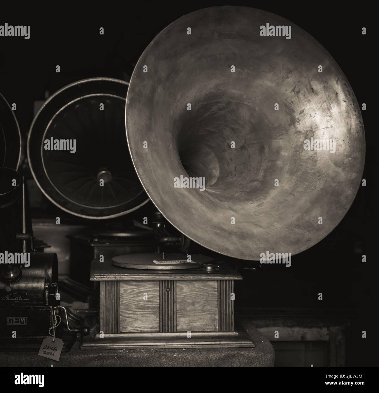 Phonographs hi-res stock photography and images - Alamy
