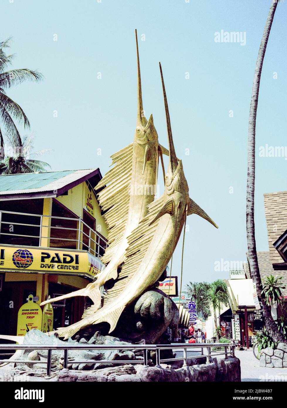 Golden marlin sculpture hi-res stock photography and images - Alamy