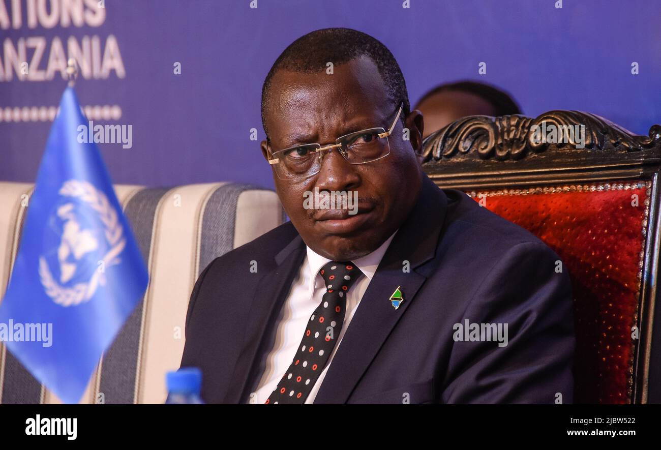 Framework agreement hi-res stock photography and images - Alamy