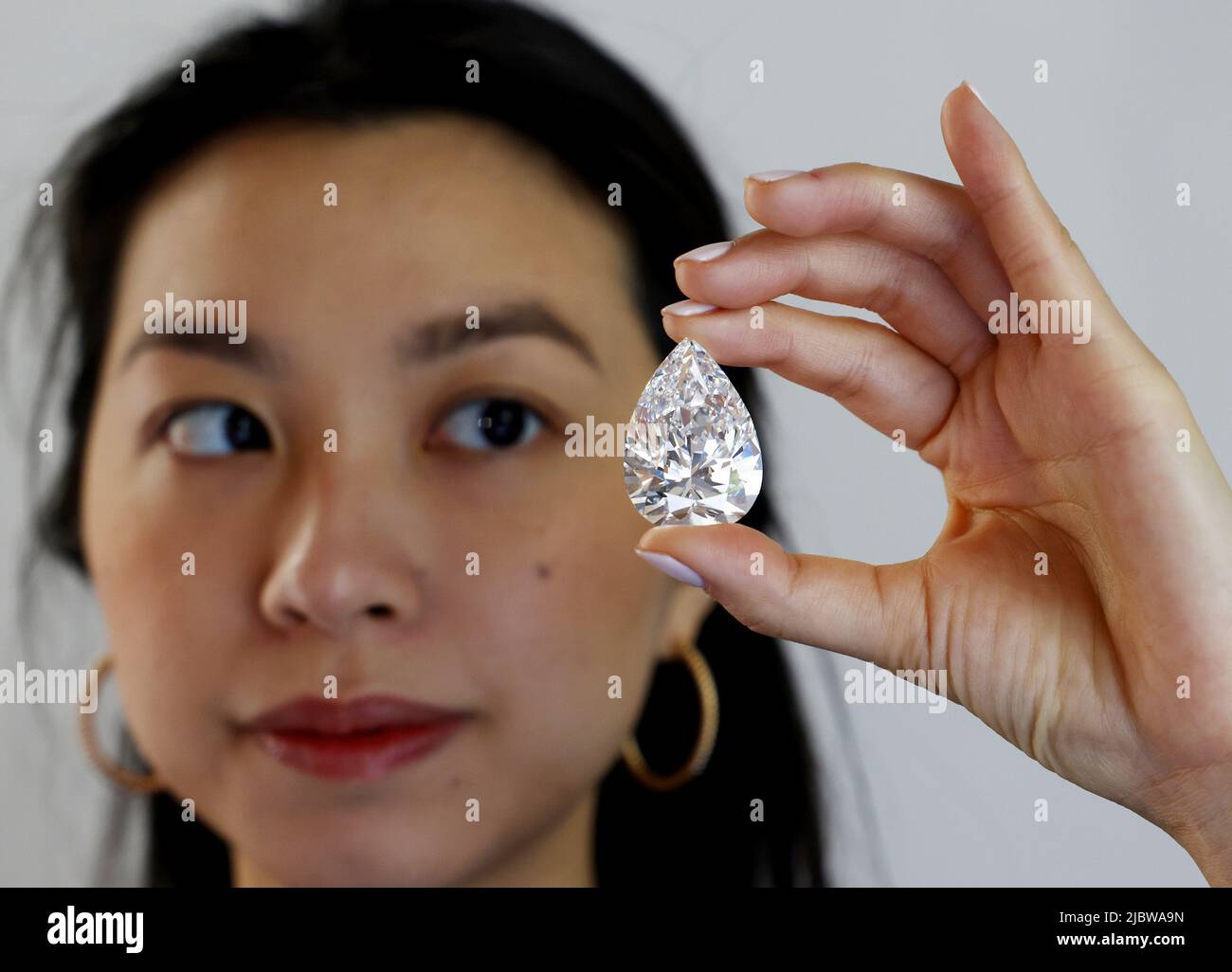 New York, United States. 08th June, 2022. "The Juno" Diamond is held as ...
