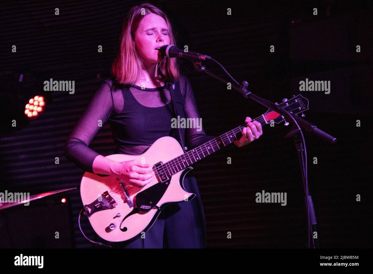 Cassandra jenkins performance hi-res stock photography and images - Alamy