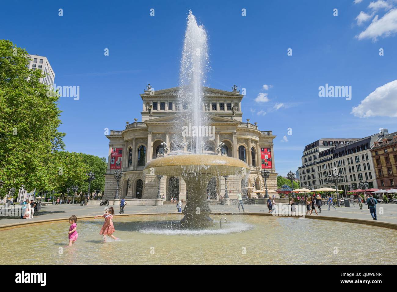 Lucae-Brunnen, Alte Oper, Opernplatz, Frankfurt am Main, Hessen ...