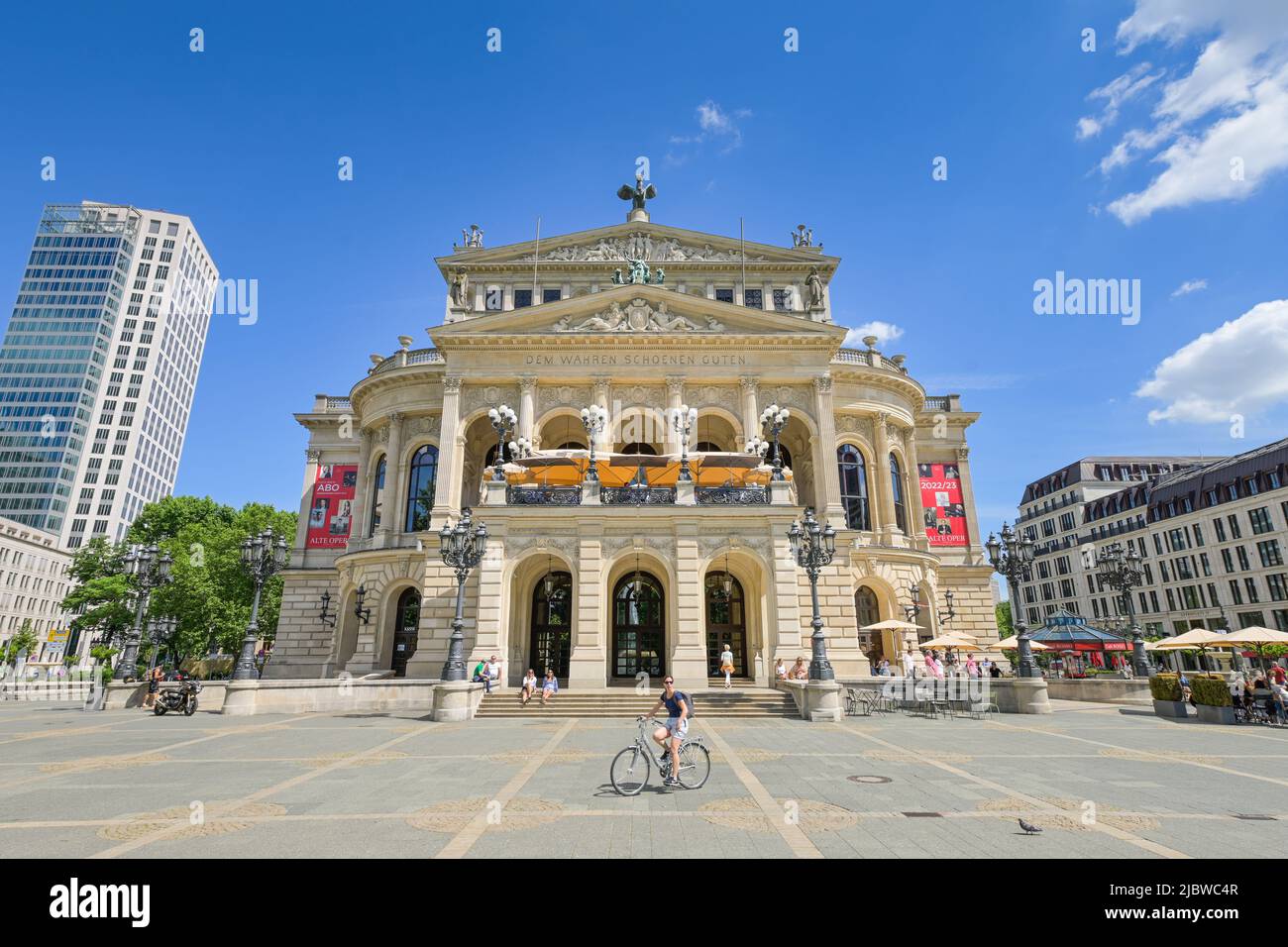 Frankfurter opernplatz hi-res stock photography and images - Alamy