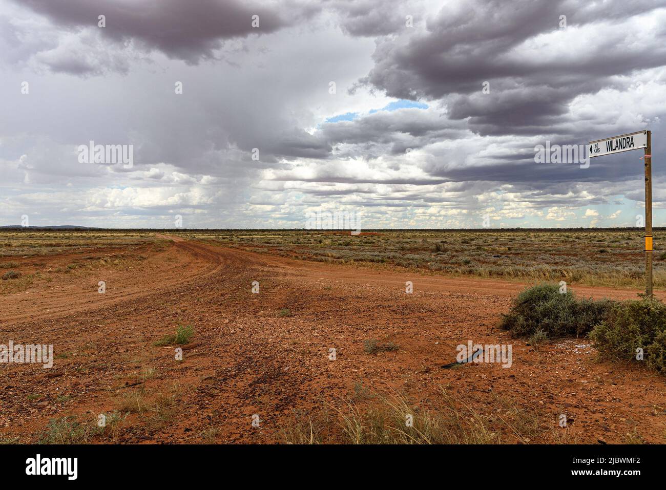 Australian outback highway sign hi-res stock photography and images - Alamy