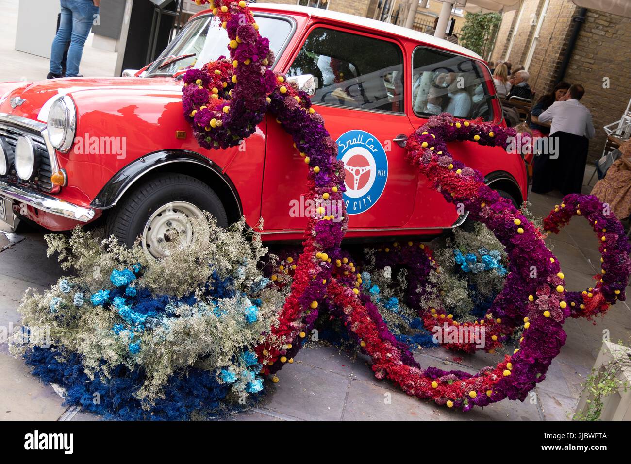 Floral paradise in West London during Chelsea flower show 2022,British ...